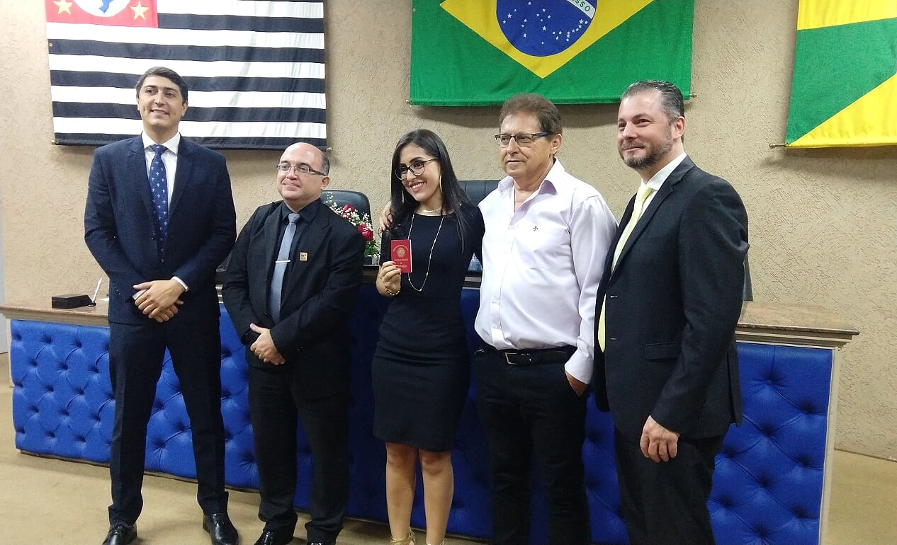 Com a presença do presidente da OAB-SP, novos advogados recebem ...